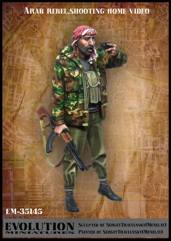 1-35-Resin-kit-Arab-rebel-shooting-home-video.jpg