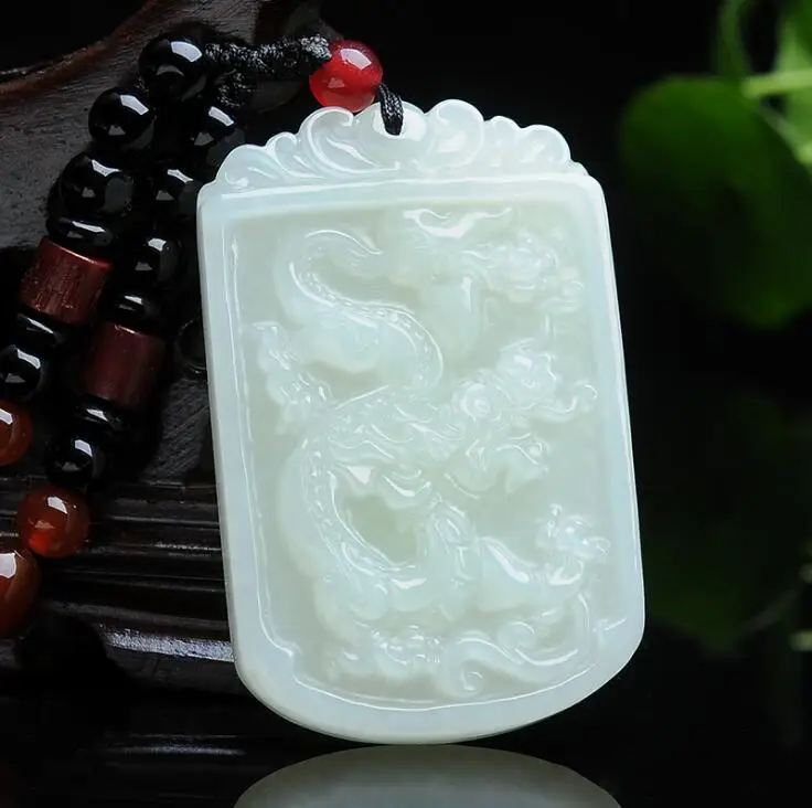 Collar de marca de jade blanco Yu xingiang HeTian Yu tallado marca de ...