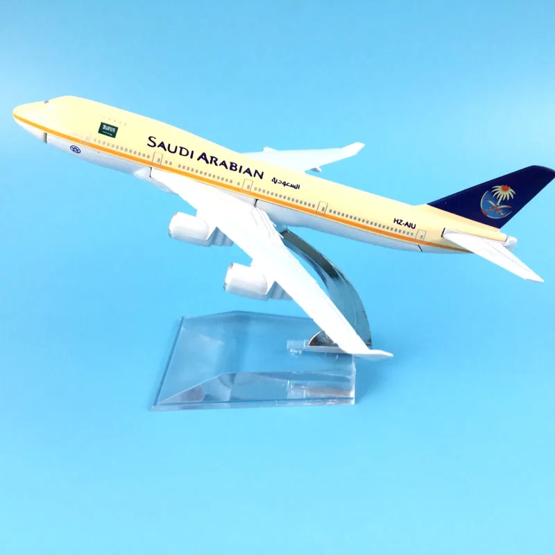 16cm-Alloy-Metal-AIR-SAUDI-ARABIAN-B747-Airlines-Boeing-747-400-Airways ...