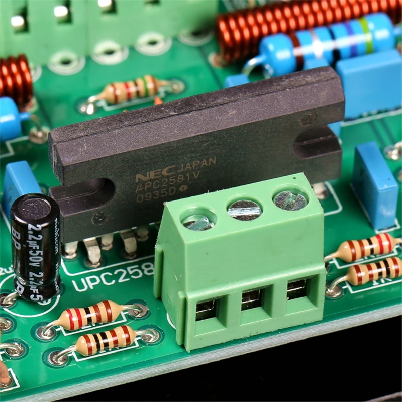 UPC2581V толкает SANKEN C2922/A1216 150 Вт* 2 Плата усилителя мощности