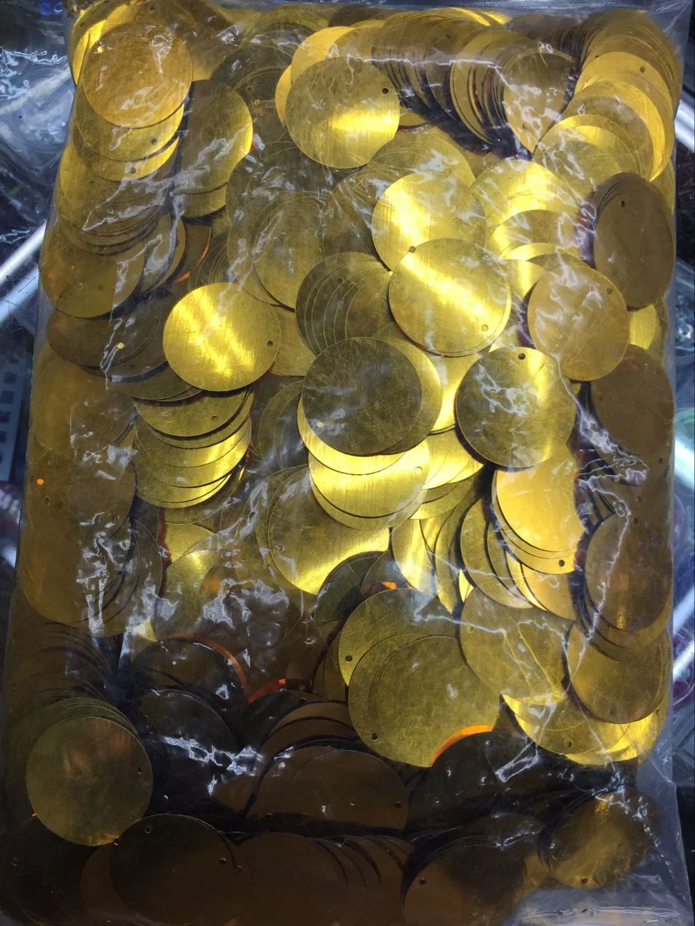 50g-Large-Round-Sequins-30mm-PVC-Sequin-Flat-Round-Paillette-Decoration ...