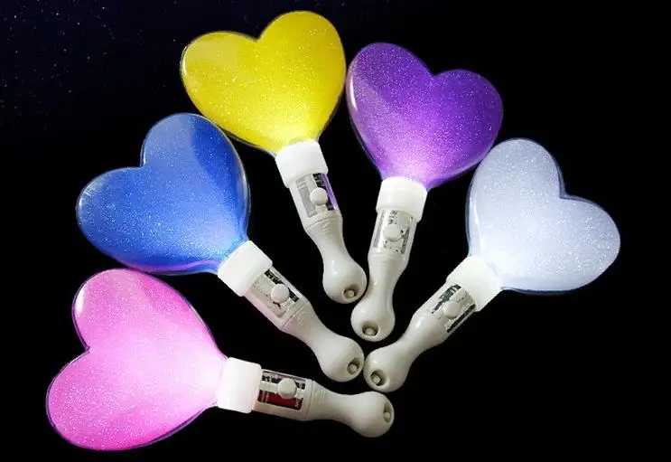 100PCS-Cute-heart-shape-LED-heart-stick-flashing-light-stick-glow-in ...