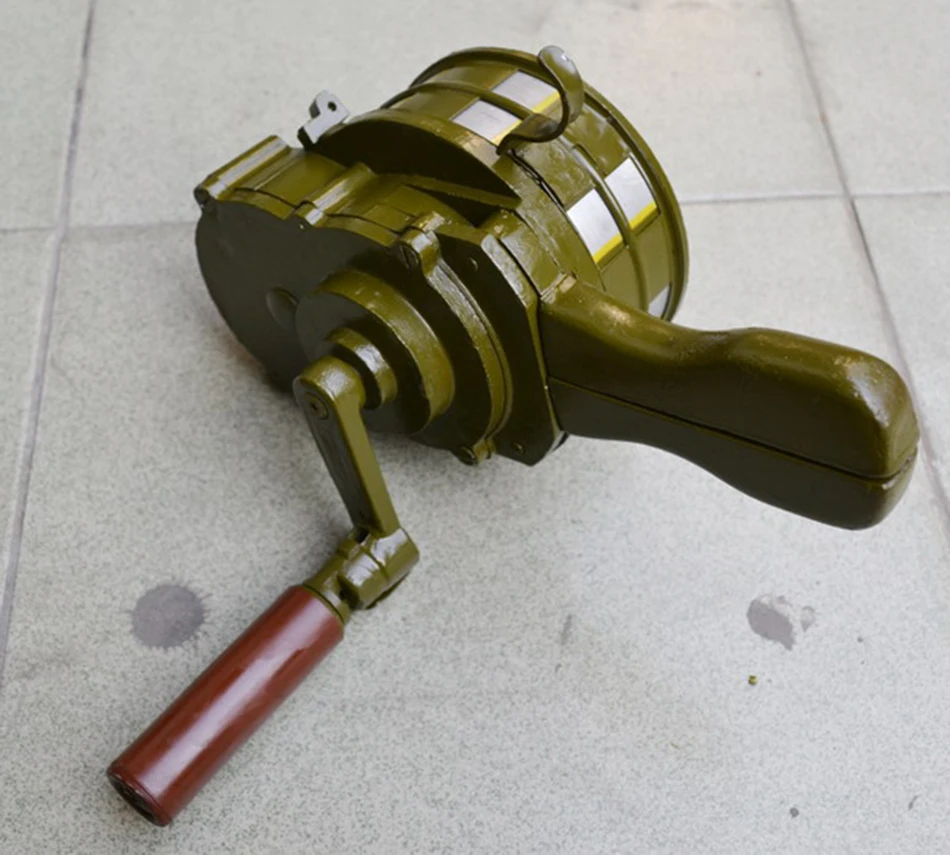 Surplus Military Hand Emergency Signalling Apparatus Rare Siren Alertor ...