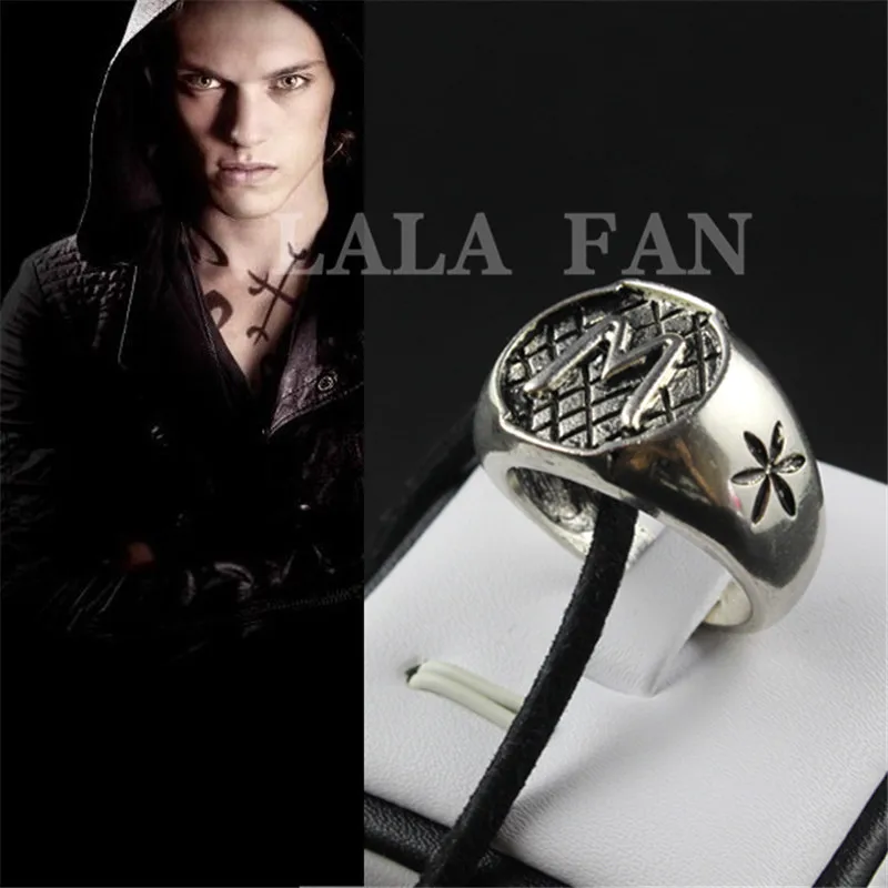 Morgenstern Family Ring Real