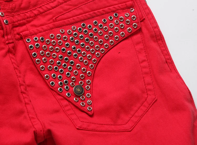 Red Robin Jeans Logo