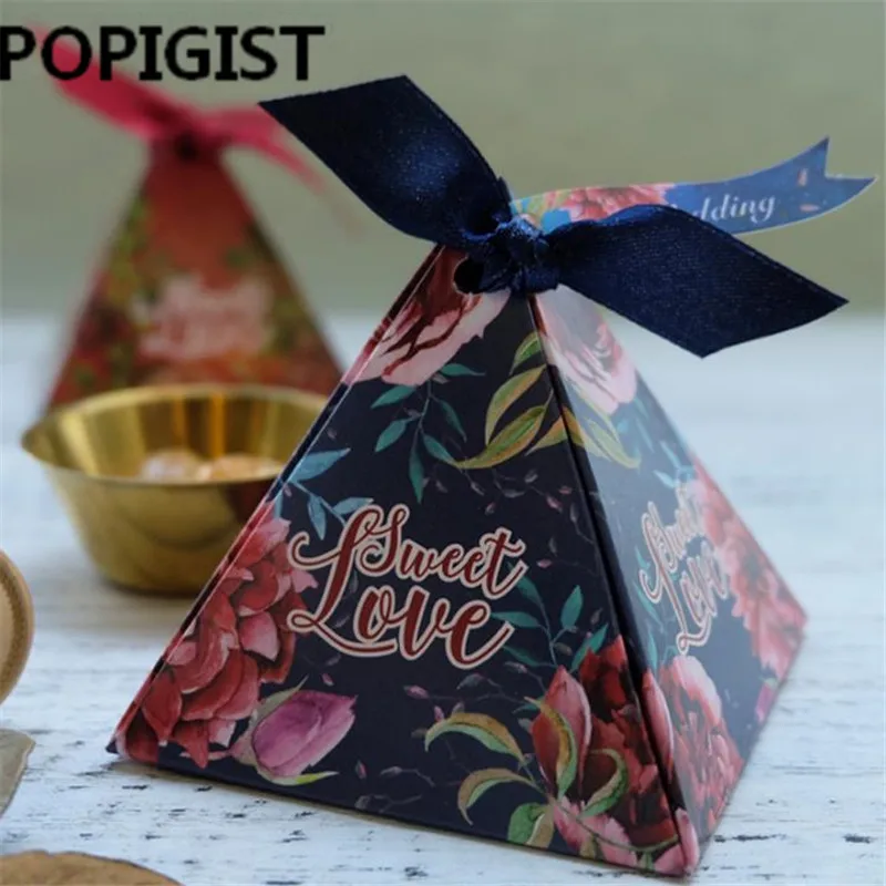 2018 Creative Sweet love Triangular Pyramid candy box weeding gift for ...