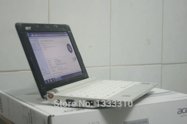 Acer Aspire One Mini Laptop