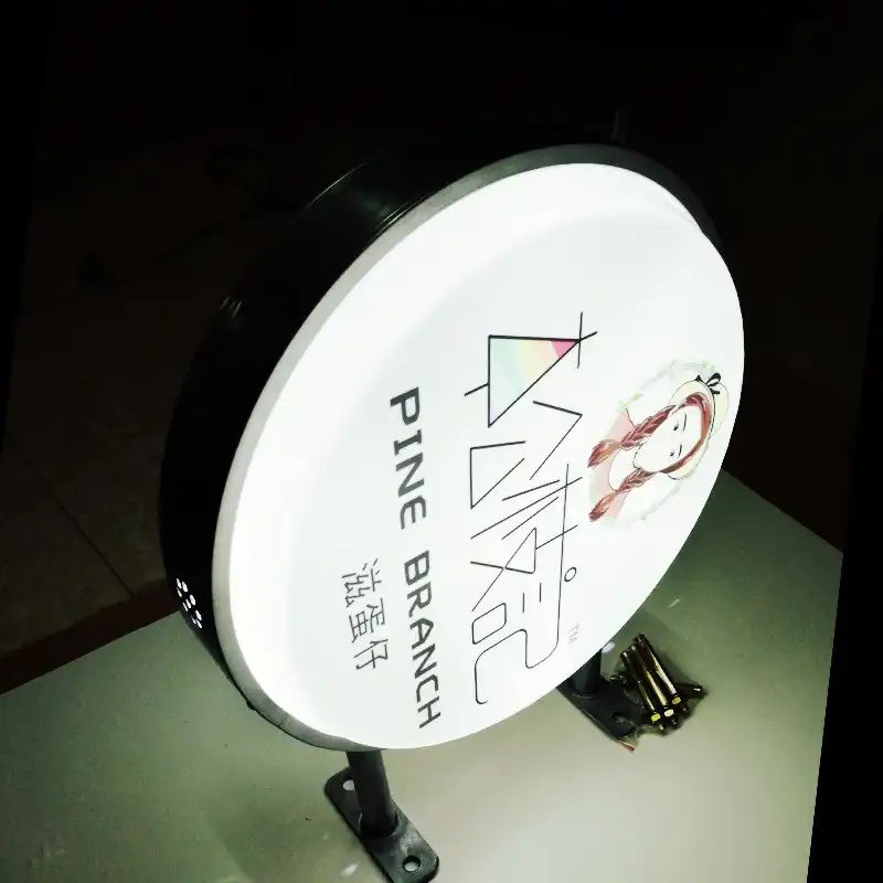 Caja de luz LED rectangular de doble cara para exteriores, señal LED ...