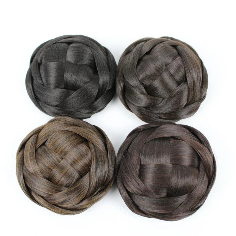 Grampo trançado do cabelo da alegria & da beleza no coque do cabelo ...