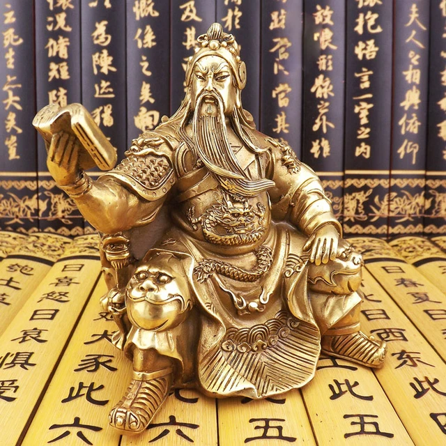 Guan Gong Statue