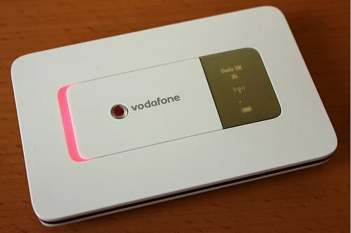 Huawei 3g mifi router vodafone r201 hsupa 3g router wifi, tri band (900 ...