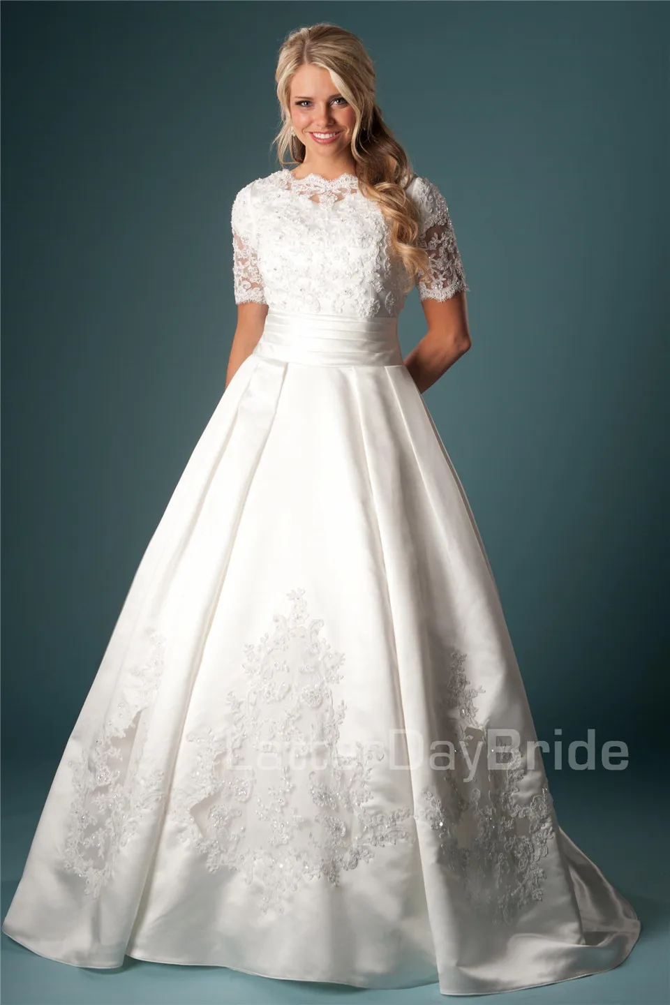 Vintage Short Sleeves Modest Wedding Dresses With Sleeves Lace Satin ...