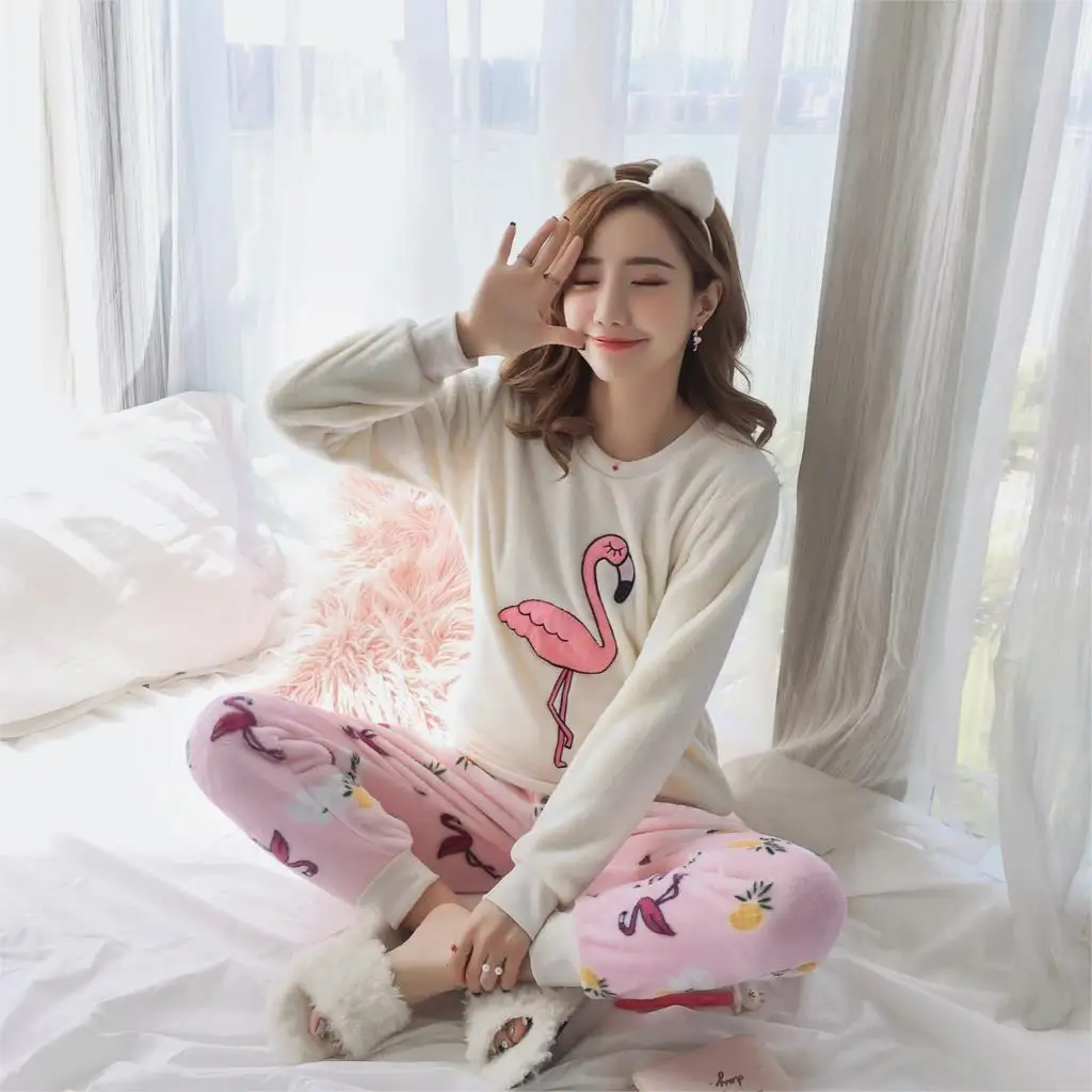 Winter flannel cartoon lovely pink pajama suit Coral fleece women ...