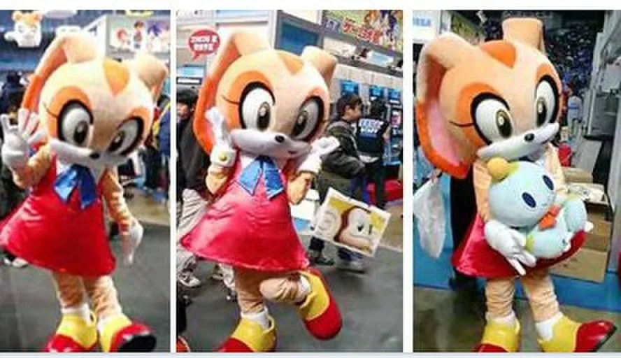 Cream The Rabbit Costume Beautiful Female Model In Orange Bunny