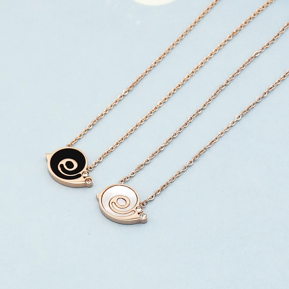 45cm New Fashion Design Stainless Steel Necklace Snails Pendant Necklace Zircon And Shell