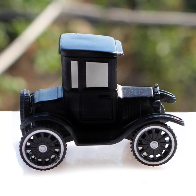 Disney Cars Lizzie Diecast