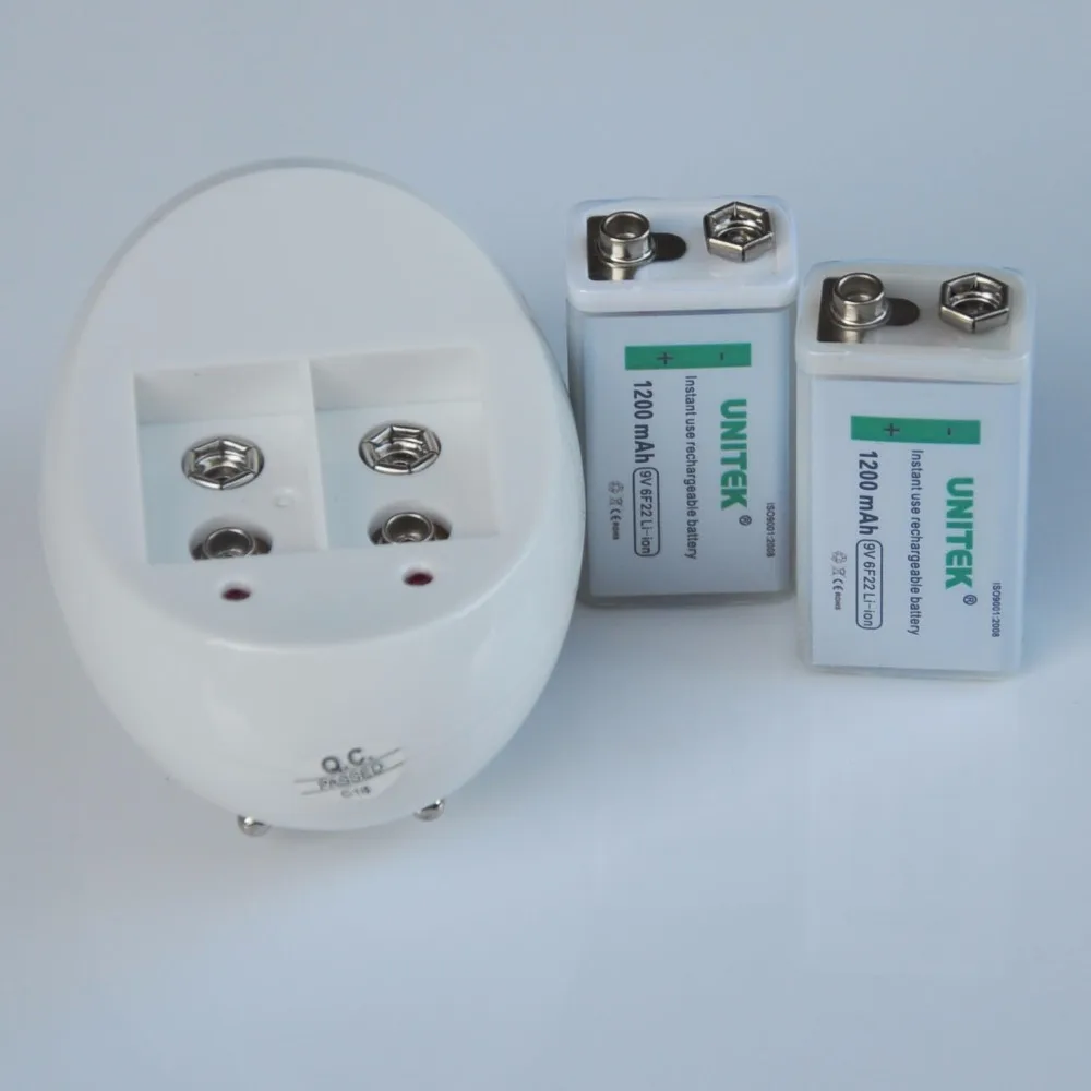 Microphone Charger