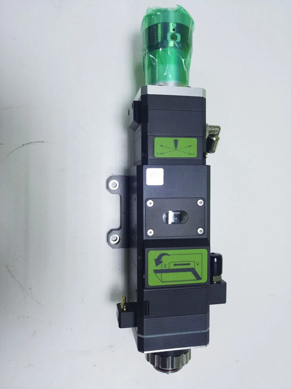 Raytools-AG-BT240S-fiber-laser-cutting-head-500W-1500W-fiber-laser-head ...