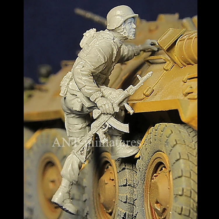 1/35 oficial de FSB Spetsnaz. Kit de resina de Rusia soldiers GK ...