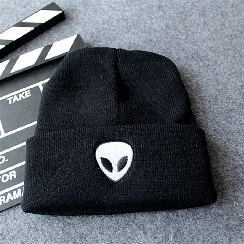 New Alien Skull Autumn Winter Women's Hats Unisex Warm Knitting Beanies ...
