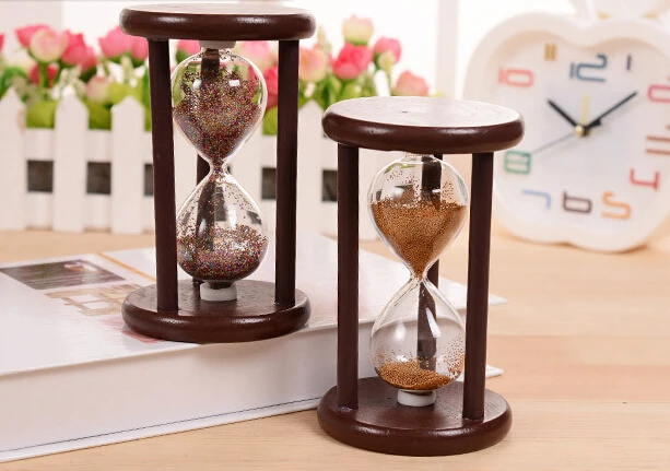 Hand made Wooden 3 Colors Sands Modern Sandglass Classical Europe style ...