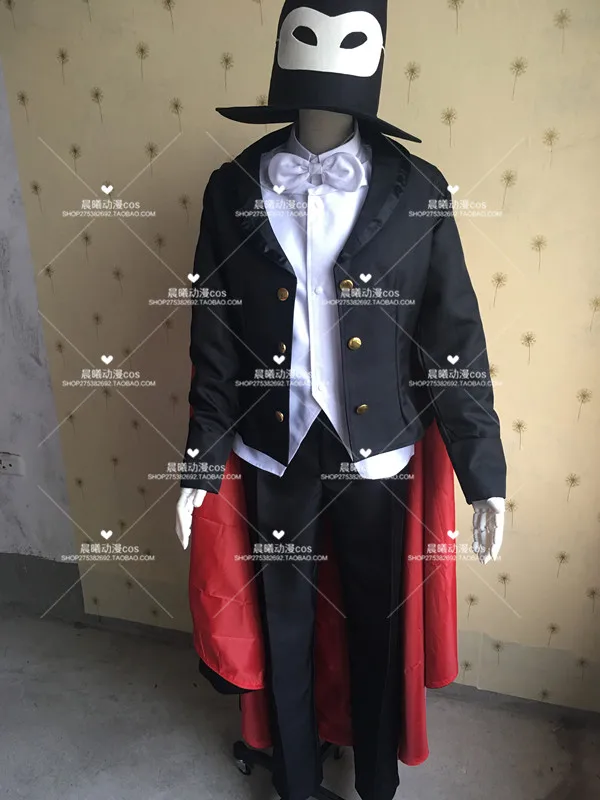 Sailor Moon And Tuxedo Mask Cosplay