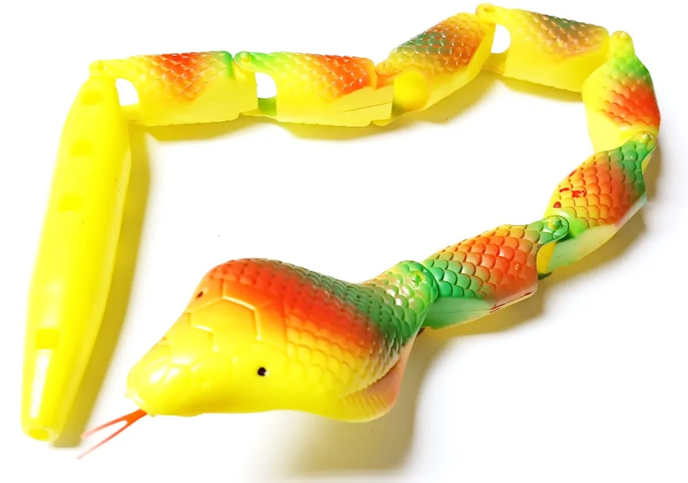 Jumbo Whistle 45cm Painted Sneaky Bendable Snake Goody Bags Birthday ...