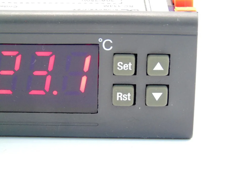 220V-110V-12V-digital-temperature-controller-with-Cool-Heat-Alarm ...