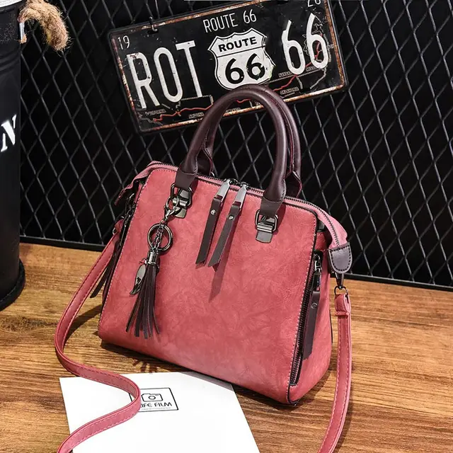 Top 10 Purse Brands 2022 List Of All Time | semashow.com