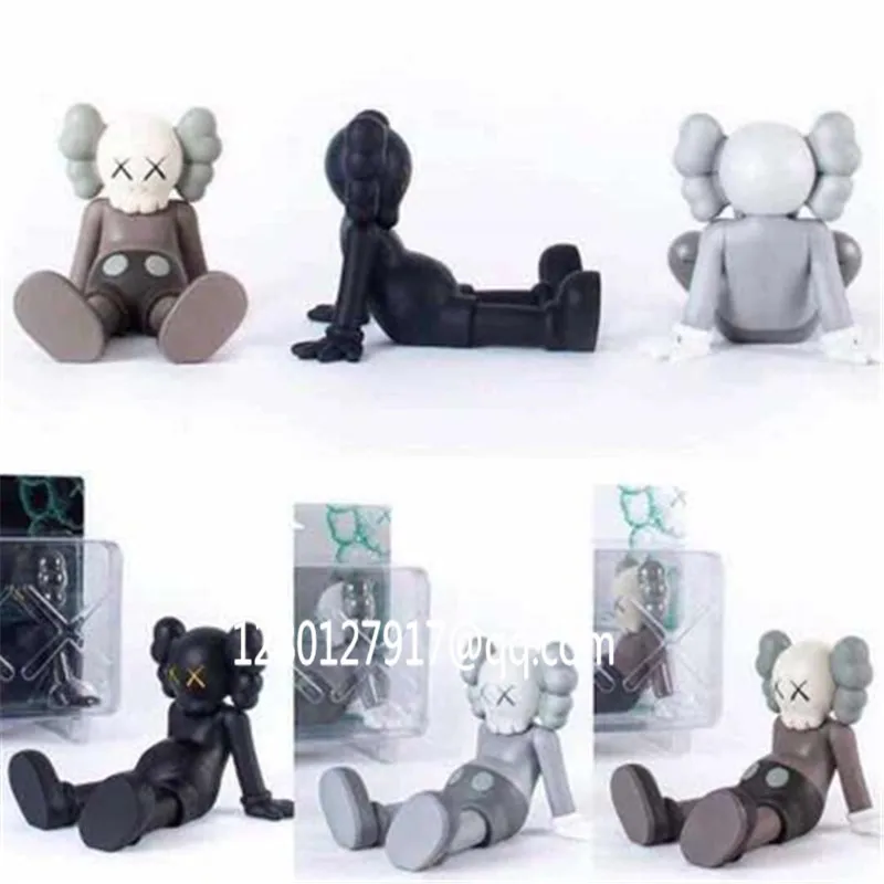 KAWS Holiday OriginalFake Sitting Position Taipei Limited Street Art ...