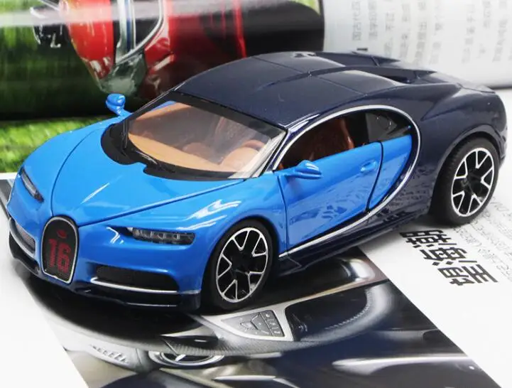 2019 Simulation alloy car model children's sound and light pull back ...