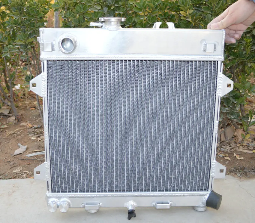 Aluminum radiator for BMW E30 M10 316i 318i 1982 1991 Manual-in Oil ...