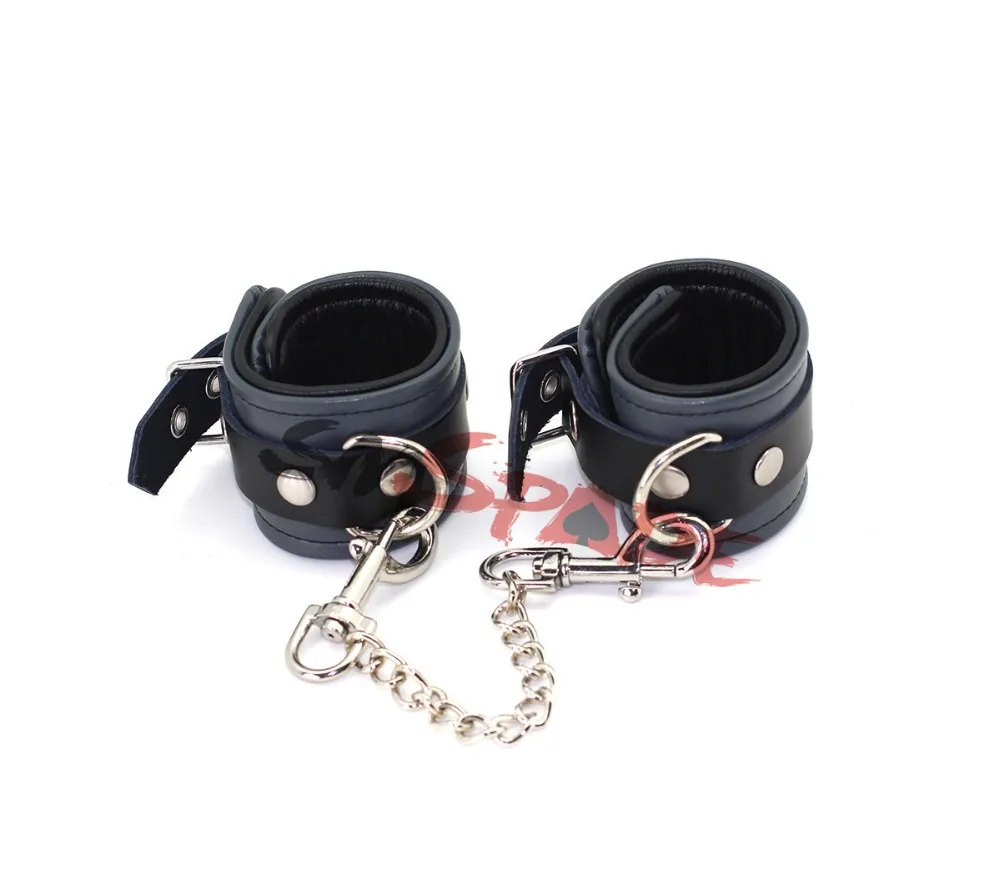 New Fantasy Bondage Black Pu Leather Adult Sex Toys Handcuffs Restraint Hand Cuffs Adult Product