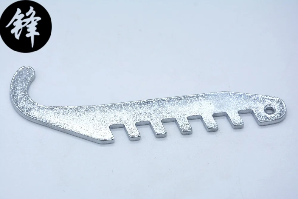 801 Leather Skiving Machine Spare Parts 1096 ROLLER BRACKET ARM 1059 ...