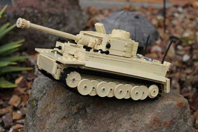 995pcs Century Military German King Tiger Tank Cannon Building Blocks ...