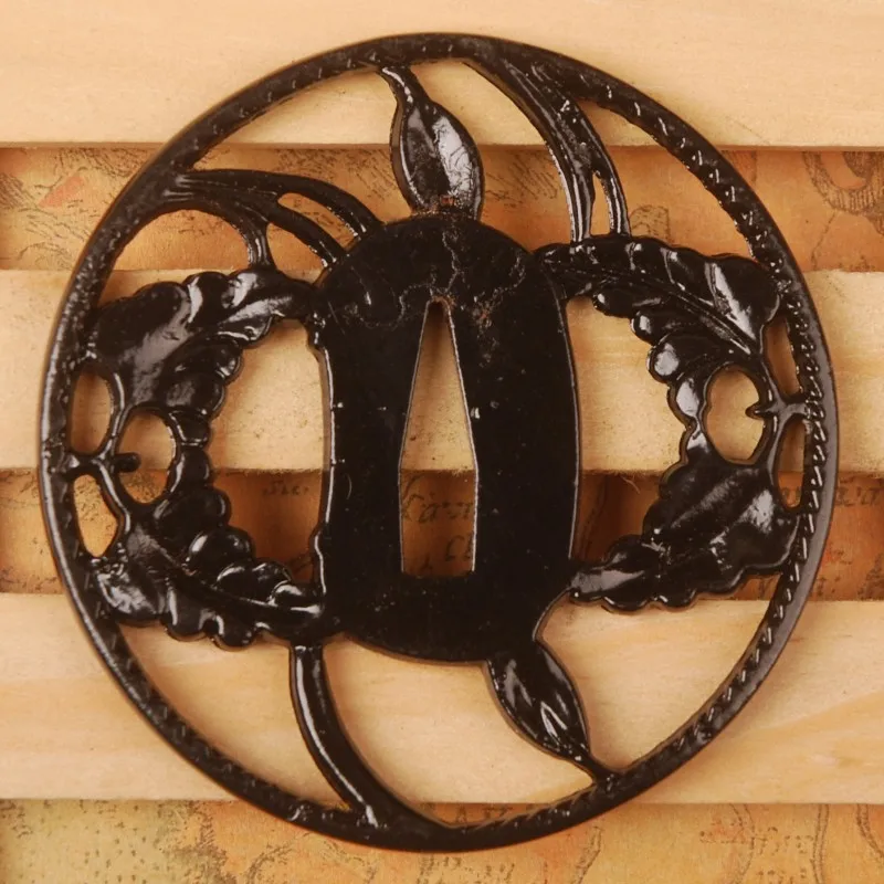 Delicate and Excellent Iron Tsuba Hand Guard for Japanese Sword Samurai ...