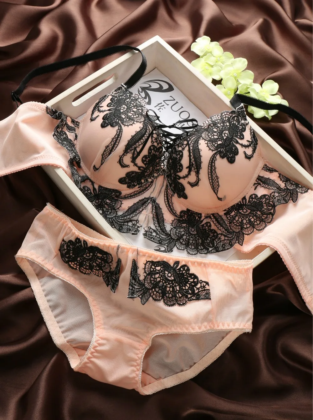 Womens Sexy Bra Set Ultra Thin New Lace Bra Brief Sets Plus Size
