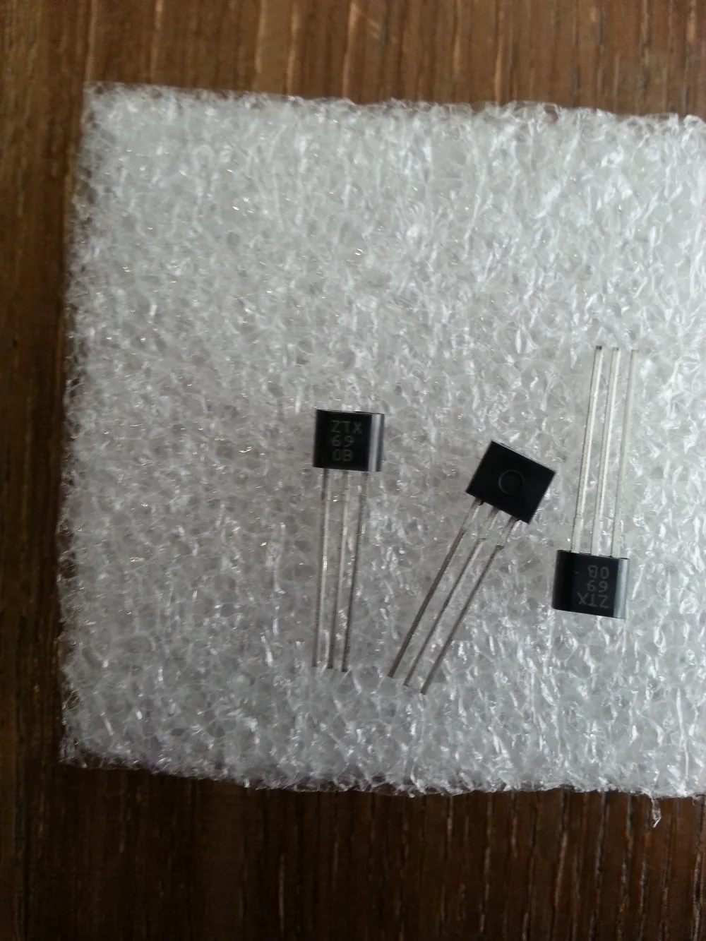 Free-shipping-ZTX690B-NPN-SILICON-PLANAR-MEDIUM-POWER-HIGH-GAIN ...