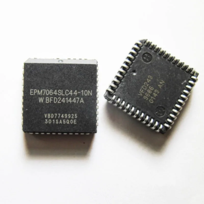10 PCS EPM7064SLC44 10N PLCC44 EPM7064SLC44 10 PLCC 44 EPM7064SLC44 ...