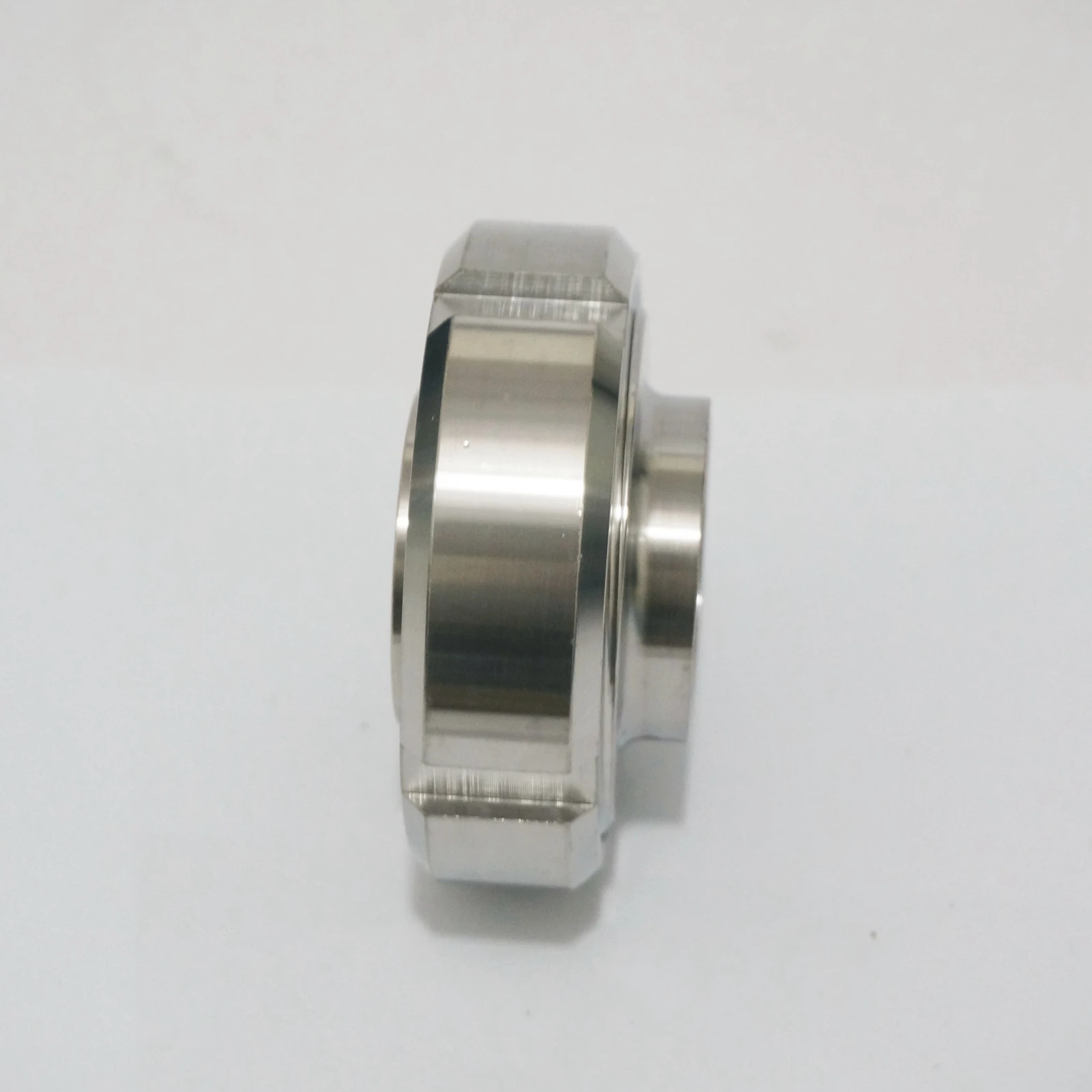 DN40 304 Stainless Steel Sanitary DIN Weld On Socket Union Set Pipe ...