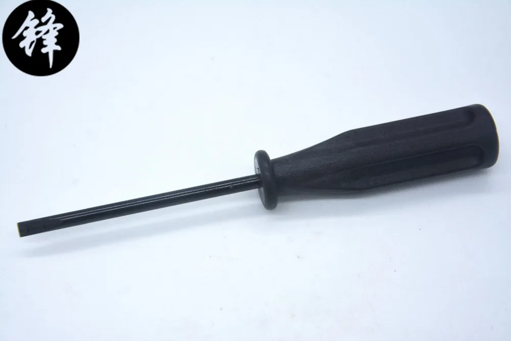 Sewing Machine Parts Slotted screwdriver medium size, we have hex ...