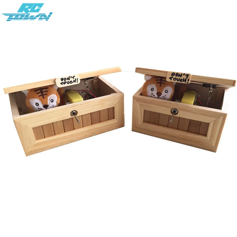 RCtown Wooden Useless Box Leave Me Alone Box Most Useless Machine Tiger ... RCtown Wooden Useless Box Leave Me Alone Box Most Useless Machine Tiger ...