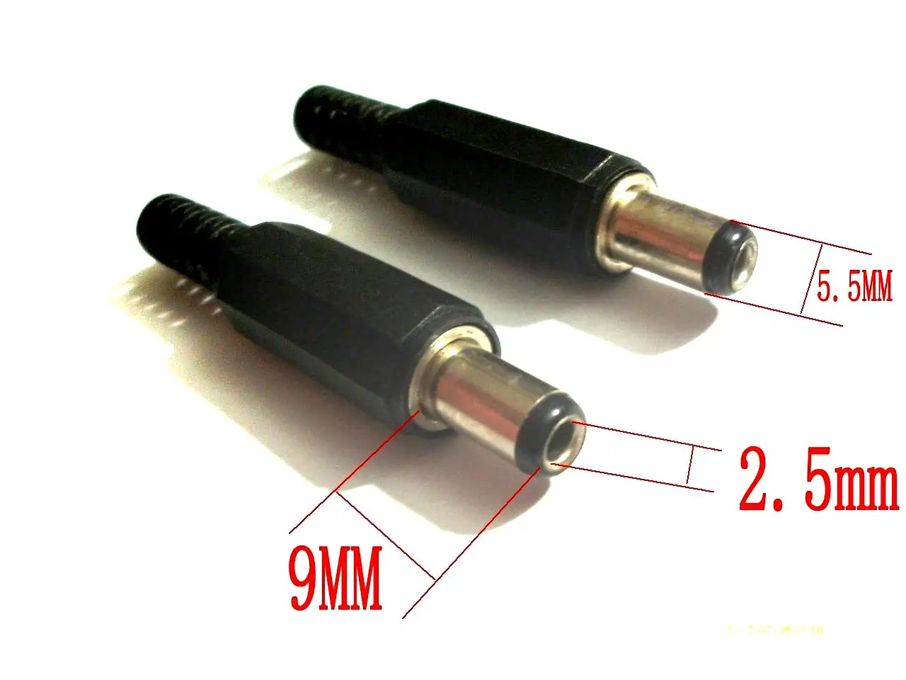 100pcs-DC-5-5mm-x-2-5-mm-Jack-Barrel-DC-Power-Plug-Connector-CCTV.jpg