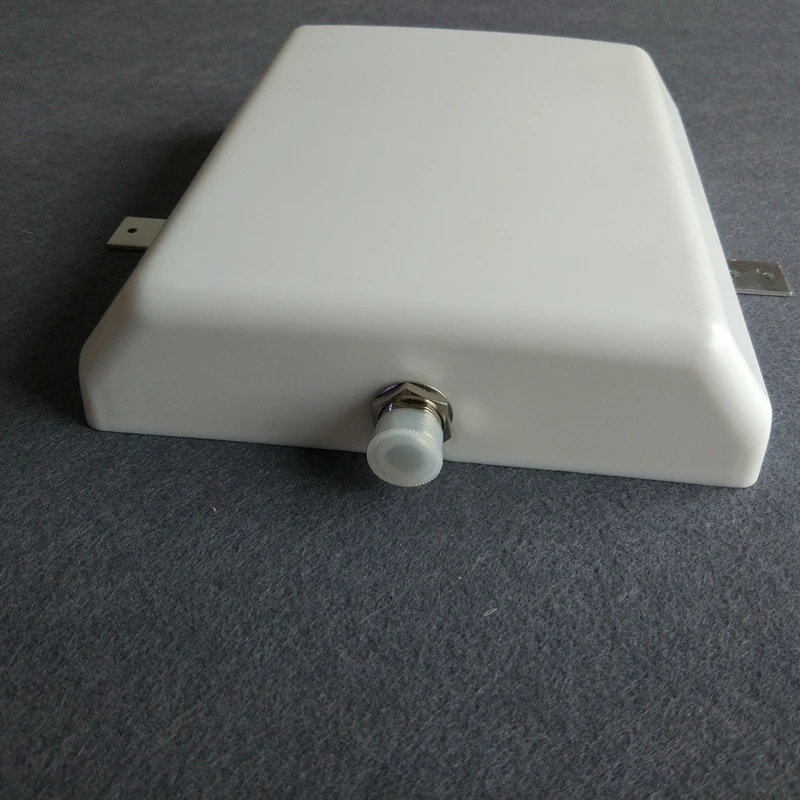 902-928Mhz Uhf Rfid 8Dbi Kör Alakú Polarizációs Antennák 4 Porthoz ...