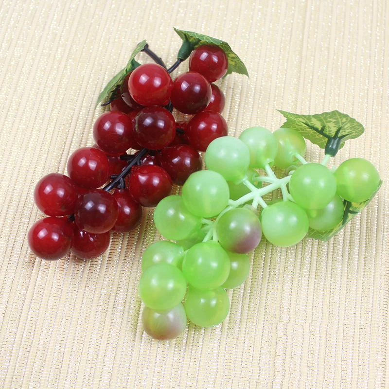 1 Bunch Lifelike Artificial Grapes Plastic Fake Decorative Fruit Food ...