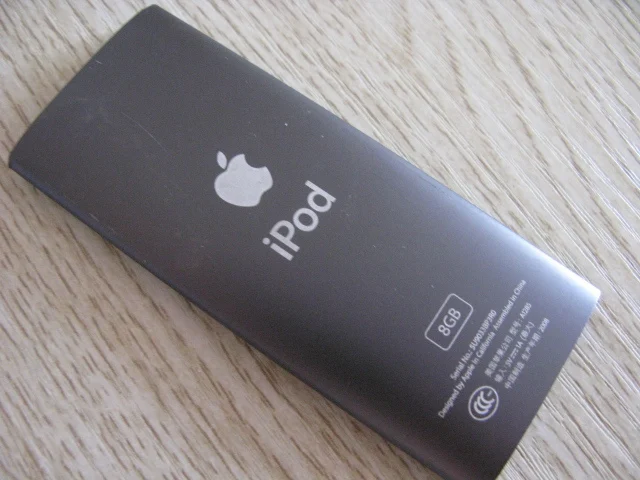 Apple Ipod Nano 4th Generation Mp3 Player 8GB, Black 【あすつく】