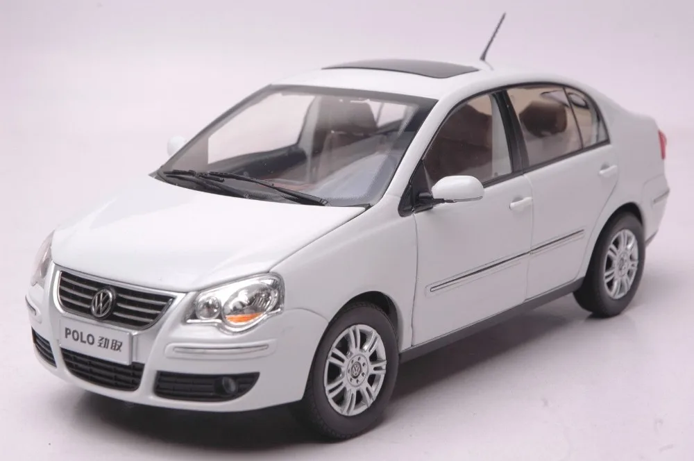 1:18 Miniature: pour Volkswagen VW Polo Jingqu Blanc Berline Alliage ...