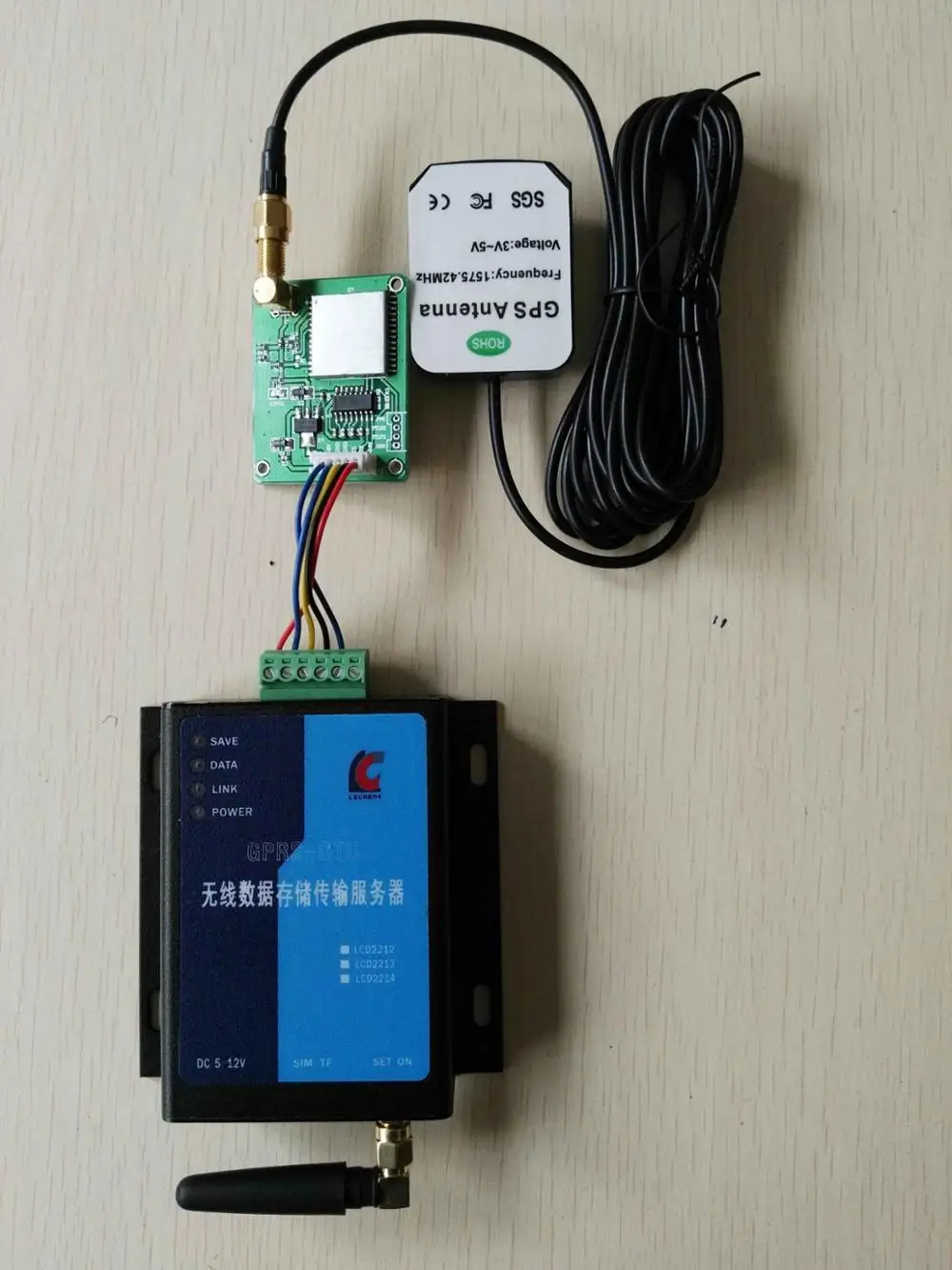 For GPS data wireless transmission server tracking and positioning ...