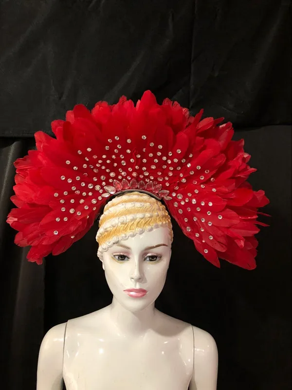 Red Feather Headpiece With Rhinestones - Queerks™