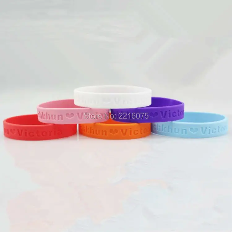 Pulseras de silicona de 6 colores, 300 piezas, 2PM, nikkhun y f(x ...